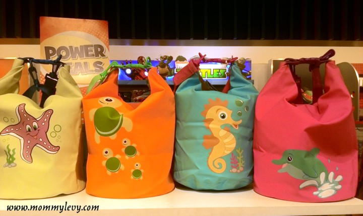 Splish Splash Water Proof Bag Review - Mommy Levy