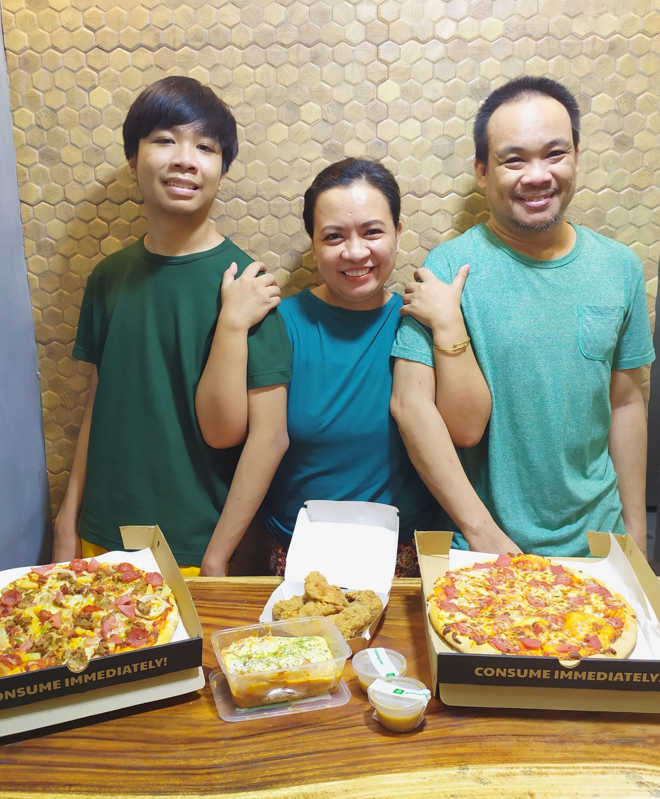 We tried the GrabFood Meal Plan for 3 Days! - Mommy Levy